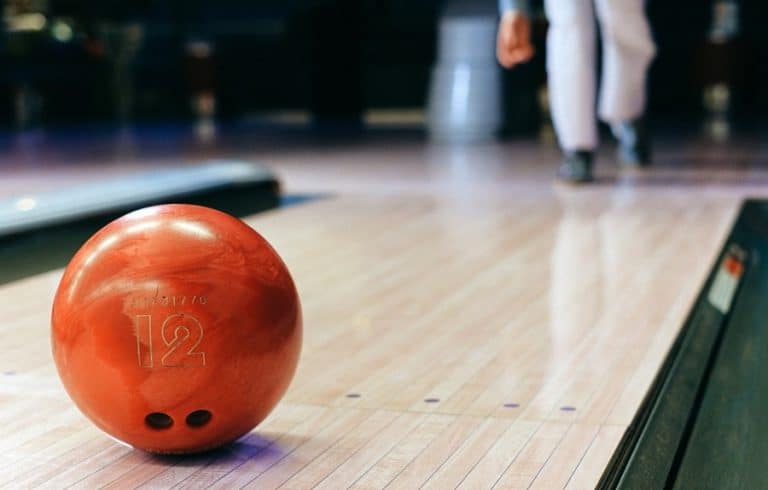 How to Bowl Straight: Straight Bowling Tips | Bowling Knowledge
