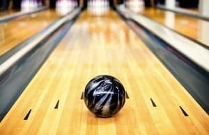 How to Curve a Bowling Ball: Spin or Hook? | Bowling Knowledge