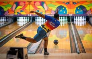 10 Bowling Tips for Beginners to Improve Scores